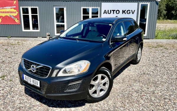 Grey Volvo XC60 2011 in Kaunas, with an engine capacity of 2.00 L and mileage of 393 thousand km for 6500 €, photo 1 on AUTOMOTO.COM.LV