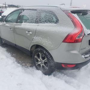 Grey Volvo XC60 2011 in Panevezys, with an engine capacity of 2.00 L and mileage of 265 thousand km for 6700 €, photo 3 on AUTOMOTO.COM.LV