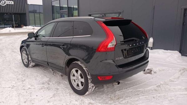 Pelēks Volvo XC60 2011 Šauļi, ar dzinēja tilpumu 3.19 L un nobraukumu 313 tūkst. km par 6800 €, foto 4 vietnē AUTOMOTO.COM.LV