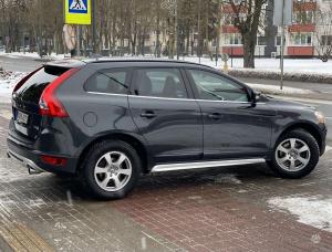 Grey Volvo XC60 2011 in Marijampole, with an engine capacity of 1.98 L and mileage of 289 thousand km for 8750 €, photo 5 on AUTOMOTO.COM.LV