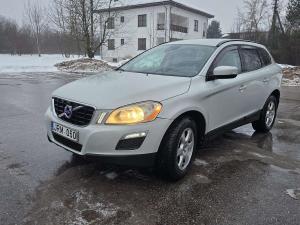 Grey Volvo XC60 2011 in Vilnius, with an engine capacity of 2.00 L and mileage of 275 thousand km for 6666 €, photo  on AUTOMOTO.COM.LV