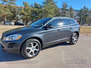 Pelēks Volvo XC60 2011 Tallina, ar dzinēja tilpumu 2.40 L un nobraukumu 195 tūkst. km par 8900 €, foto 13 vietnē AUTOMOTO.COM.LV