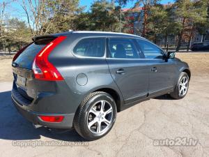 Pelēks Volvo XC60 2011 Tallina, ar dzinēja tilpumu 2.40 L un nobraukumu 195 tūkst. km par 8900 €, foto 15 vietnē AUTOMOTO.COM.LV