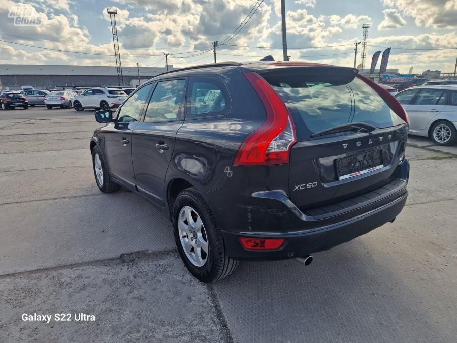 Grey Volvo XC60 2011 in Kaunas, with an engine capacity of 2.40 L and mileage of 189 thousand km for 8950 €, photo 8 on AUTOMOTO.COM.LV
