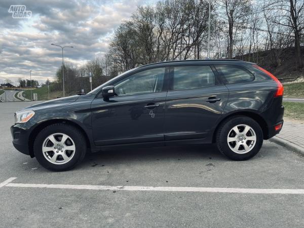 Grey Volvo XC60 2011 in Vilnius, with an engine capacity of 2.00 L and mileage of 215 thousand km for 7950 €, photo 7 on AUTOMOTO.COM.LV