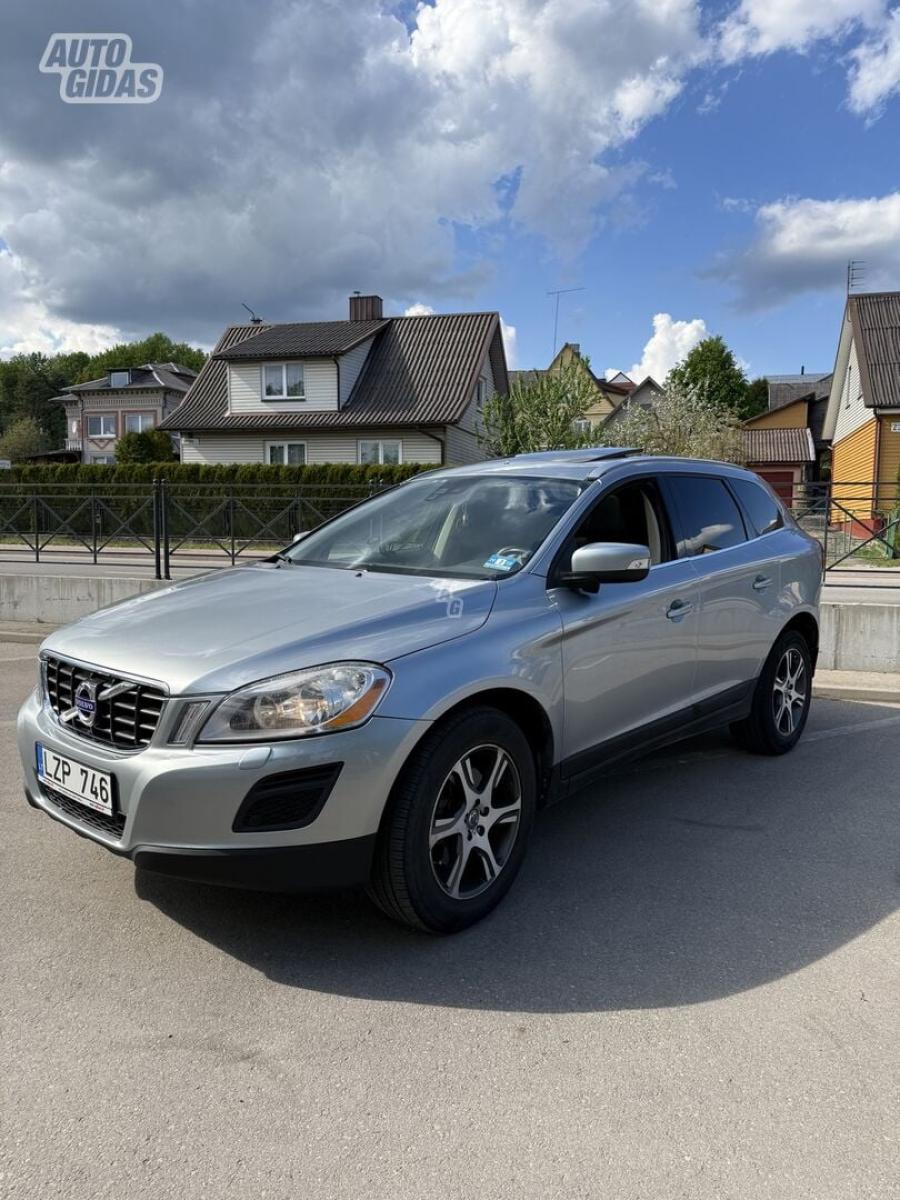 Grey Volvo XC60 2011 in Telschi, with an engine capacity of 3.00 L and mileage of 178 thousand km for 6800 €, photo 1 on AUTOMOTO.COM.LV