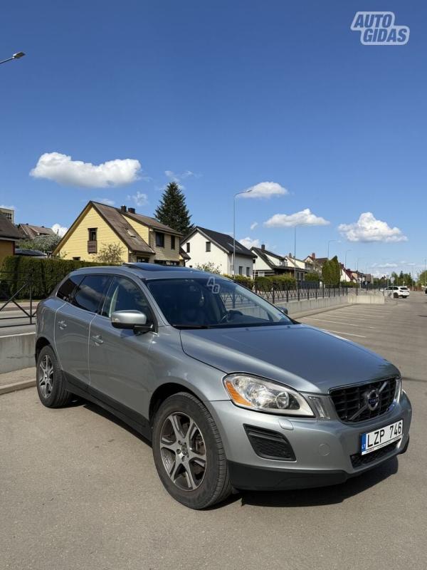 Grey Volvo XC60 2011 in Telschi, with an engine capacity of 3.00 L and mileage of 178 thousand km for 6800 €, photo 2 on AUTOMOTO.COM.LV