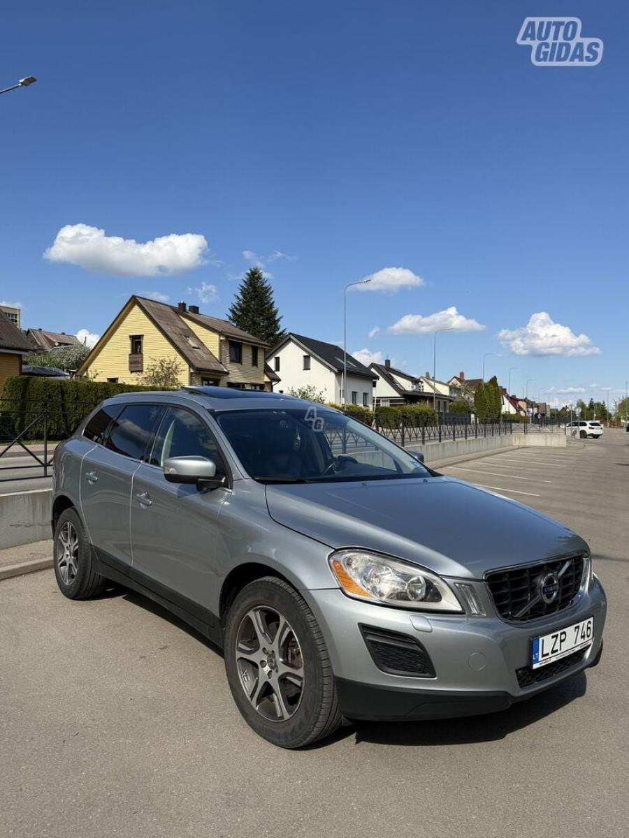 Grey Volvo XC60 2011 in Telschi, with an engine capacity of 3.00 L and mileage of 178 thousand km for 6800 €, photo 3 on AUTOMOTO.COM.LV