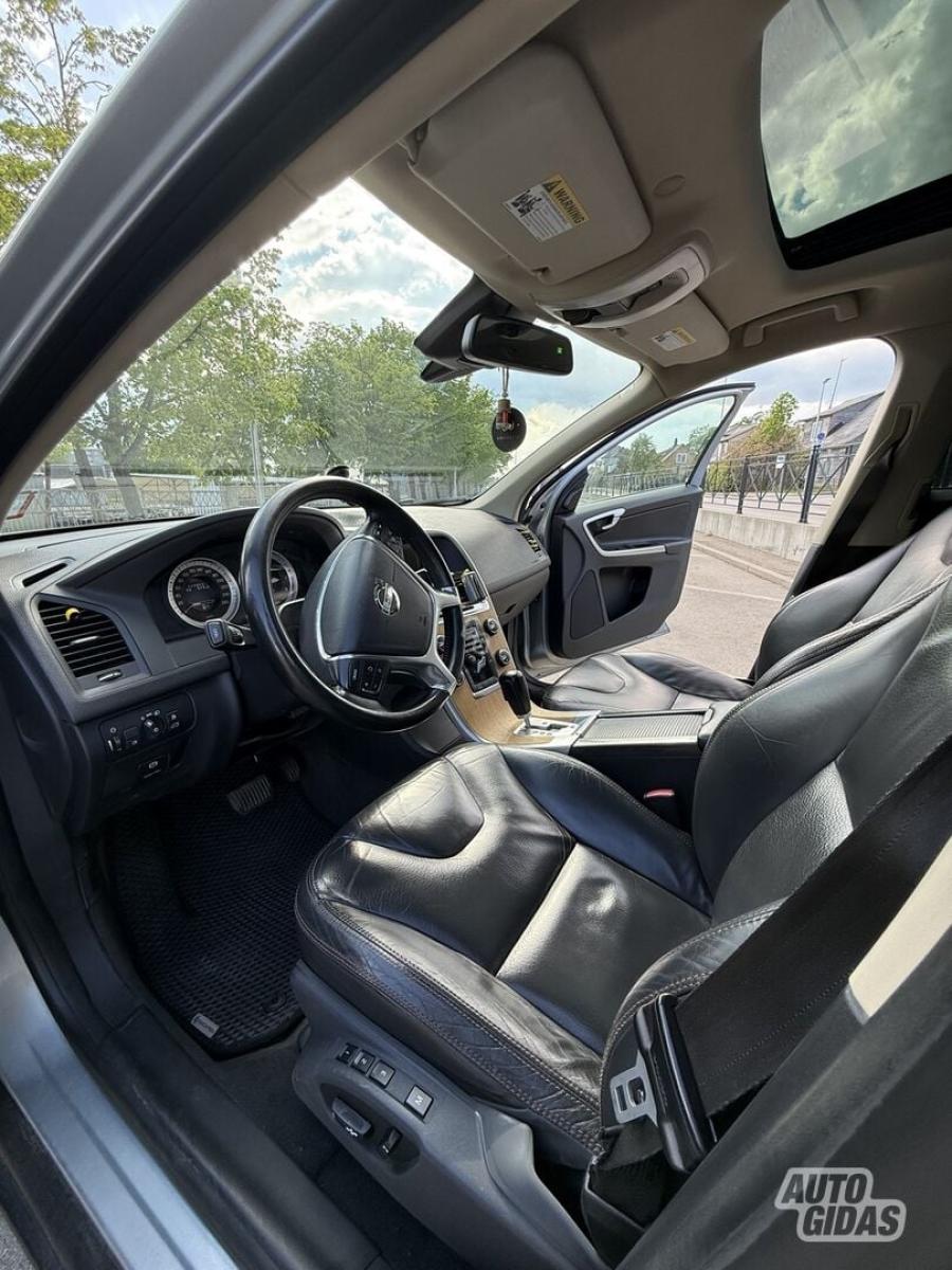 Grey Volvo XC60 2011 in Telschi, with an engine capacity of 3.00 L and mileage of 178 thousand km for 6800 €, photo 7 on AUTOMOTO.COM.LV