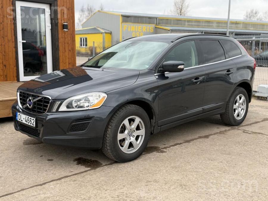 Pelēks Volvo XC60 2011 Rīga, ar dzinēja tilpumu 2.40 L un nobraukumu 255 tūkst. km par 10450 €, foto 4 vietnē AUTOMOTO.COM.LV