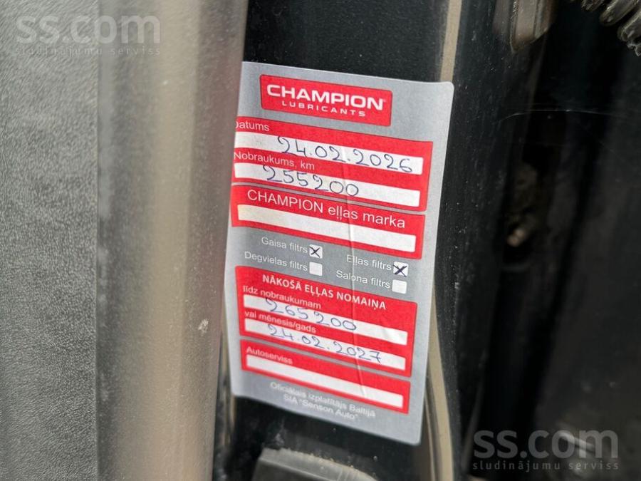 Pelēks Volvo XC60 2011 Rīga, ar dzinēja tilpumu 2.40 L un nobraukumu 255 tūkst. km par 10450 €, foto 12 vietnē AUTOMOTO.COM.LV