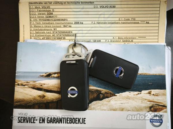 Pelēks Volvo XC60 2011 Tartu, ar dzinēja tilpumu 2.00 L un nobraukumu 265 tūkst. km par 9990 €, foto 3 vietnē AUTOMOTO.COM.LV