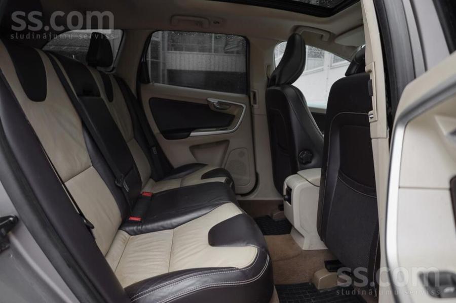 Grey Volvo XC60 2011 in Riga, with an engine capacity of 2.40 L and mileage of 0 thousand km for 6995 €, photo 15 on AUTOMOTO.COM.LV