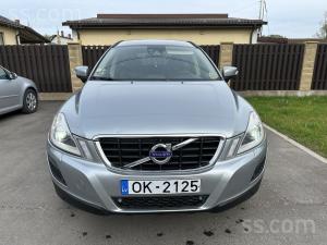Pelēks Volvo XC60 2011 Daugavpils, ar dzinēja tilpumu 2.40 L un nobraukumu 260 tūkst. km par 7150 €, foto 3 vietnē AUTOMOTO.COM.LV