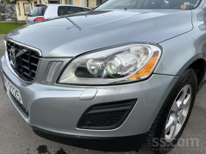 Pelēks Volvo XC60 2011 Daugavpils, ar dzinēja tilpumu 2.40 L un nobraukumu 260 tūkst. km par 7150 €, foto 13 vietnē AUTOMOTO.COM.LV