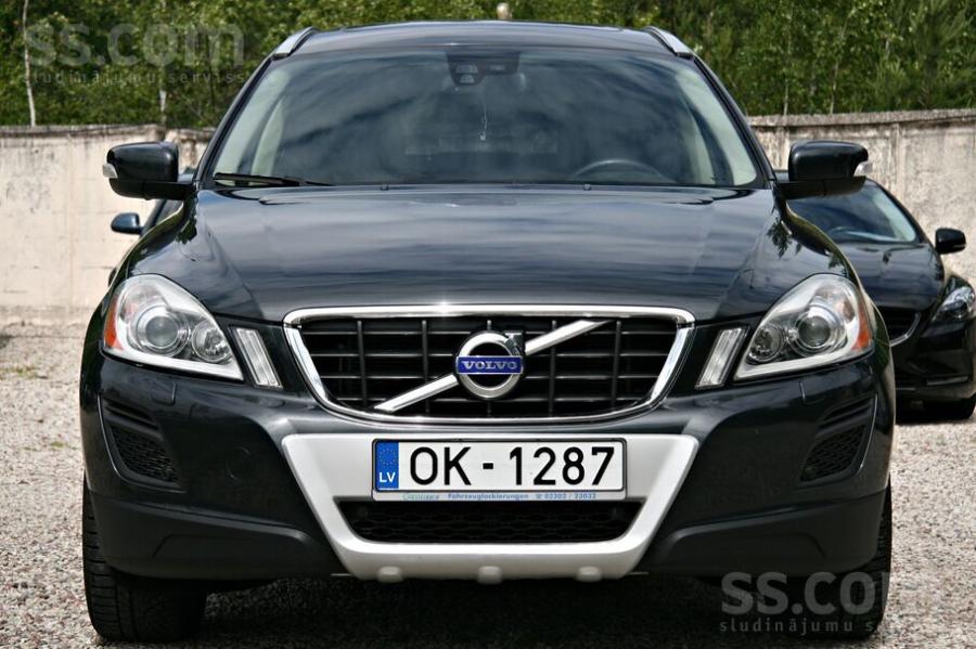 Pelēks Volvo XC60 2011 Tukums, ar dzinēja tilpumu 2.40 L un nobraukumu 347 tūkst. km par 8700 €, foto 4 vietnē AUTOMOTO.COM.LV