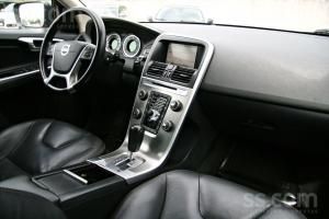Pelēks Volvo XC60 2011 Tukums, ar dzinēja tilpumu 2.40 L un nobraukumu 347 tūkst. km par 8700 €, foto 8 vietnē AUTOMOTO.COM.LV