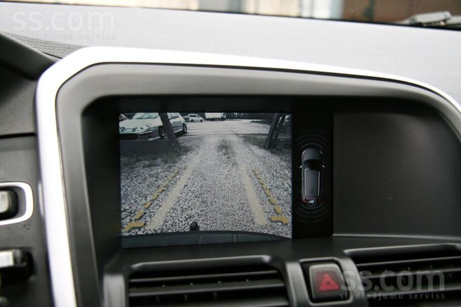 Pelēks Volvo XC60 2011 Tukums, ar dzinēja tilpumu 2.40 L un nobraukumu 347 tūkst. km par 8700 €, foto 15 vietnē AUTOMOTO.COM.LV