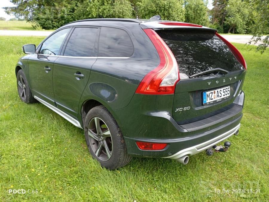 Pelēks Volvo XC60 2011 Bauska, ar dzinēja tilpumu 2.40 L un nobraukumu 267 tūkst. km par 9900 €, foto 4 vietnē AUTOMOTO.COM.LV
