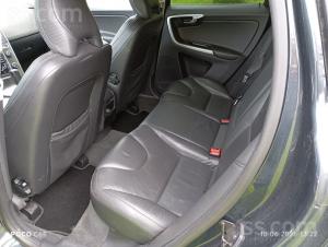 Pelēks Volvo XC60 2011 Bauska, ar dzinēja tilpumu 2.40 L un nobraukumu 267 tūkst. km par 9900 €, foto 8 vietnē AUTOMOTO.COM.LV