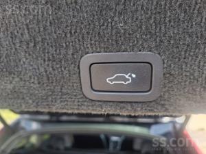 Grey Volvo XC60 2011 in Riga, with an engine capacity of 2.40 L and mileage of 292 thousand km for 9750 €, photo 12 on AUTOMOTO.COM.LV