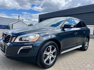 Pelēks Volvo XC60 2011 Kauņa, ar dzinēja tilpumu 2.40 L un nobraukumu 295 tūkst. km par 9499 €, foto 4 vietnē AUTOMOTO.COM.LV