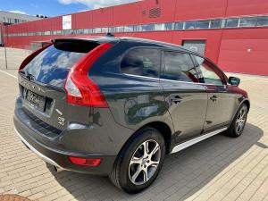 Pelēks Volvo XC60 2011 Kauņa, ar dzinēja tilpumu 2.40 L un nobraukumu 295 tūkst. km par 9499 €, foto 13 vietnē AUTOMOTO.COM.LV