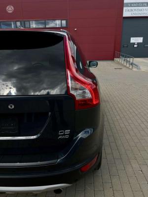 Pelēks Volvo XC60 2011 Kauņa, ar dzinēja tilpumu 2.40 L un nobraukumu 295 tūkst. km par 9499 €, foto 14 vietnē AUTOMOTO.COM.LV