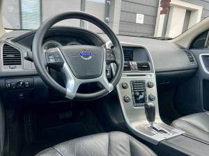 Pelēks Volvo XC60 2011 Kauņa, ar dzinēja tilpumu 2.40 L un nobraukumu 295 tūkst. km par 9499 €, foto 16 vietnē AUTOMOTO.COM.LV