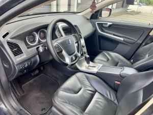 Pelēks Volvo XC60 2011 Kauņa, ar dzinēja tilpumu 2.40 L un nobraukumu 295 tūkst. km par 9499 €, foto 17 vietnē AUTOMOTO.COM.LV