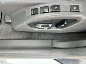 Pelēks Volvo XC60 2011 Kauņa, ar dzinēja tilpumu 2.40 L un nobraukumu 295 tūkst. km par 9499 €, foto 22 vietnē AUTOMOTO.COM.LV