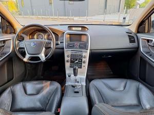 Grey Volvo XC60 2011 in Vilkaviskis, with an engine capacity of 2.40 L and mileage of 317 thousand km for 7300 €, photo 14 on AUTOMOTO.COM.LV