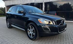 Grey Volvo XC60 2011 in Utena, with an engine capacity of 2.40 L and mileage of 320 thousand km for 8250 €, photo 7 on AUTOMOTO.COM.LV
