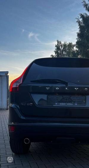 Grey Volvo XC60 2011 in Utena, with an engine capacity of 2.40 L and mileage of 320 thousand km for 8250 €, photo 18 on AUTOMOTO.COM.LV