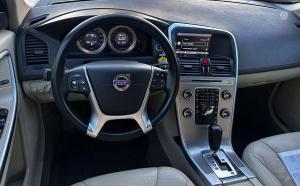 Grey Volvo XC60 2011 in Utena, with an engine capacity of 2.40 L and mileage of 320 thousand km for 8250 €, photo 23 on AUTOMOTO.COM.LV