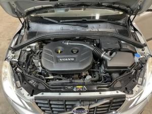 Pelēks Volvo XC60 2011 Jūrmala, ar dzinēja tilpumu 2.00 L un nobraukumu 212 tūkst. km par 10450 €, foto 6 vietnē AUTOMOTO.COM.LV