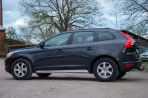 Grey Volvo XC60 2011 in Grobiņa, with an engine capacity of 2.40 L and mileage of 243 thousand km for 10700 €, photo 5 on AUTOMOTO.COM.LV