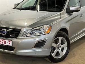 Pelēks Volvo XC60 2011 Jūrmala, ar dzinēja tilpumu 2.40 L un nobraukumu 322 tūkst. km par 10995 €, foto 5 vietnē AUTOMOTO.COM.LV