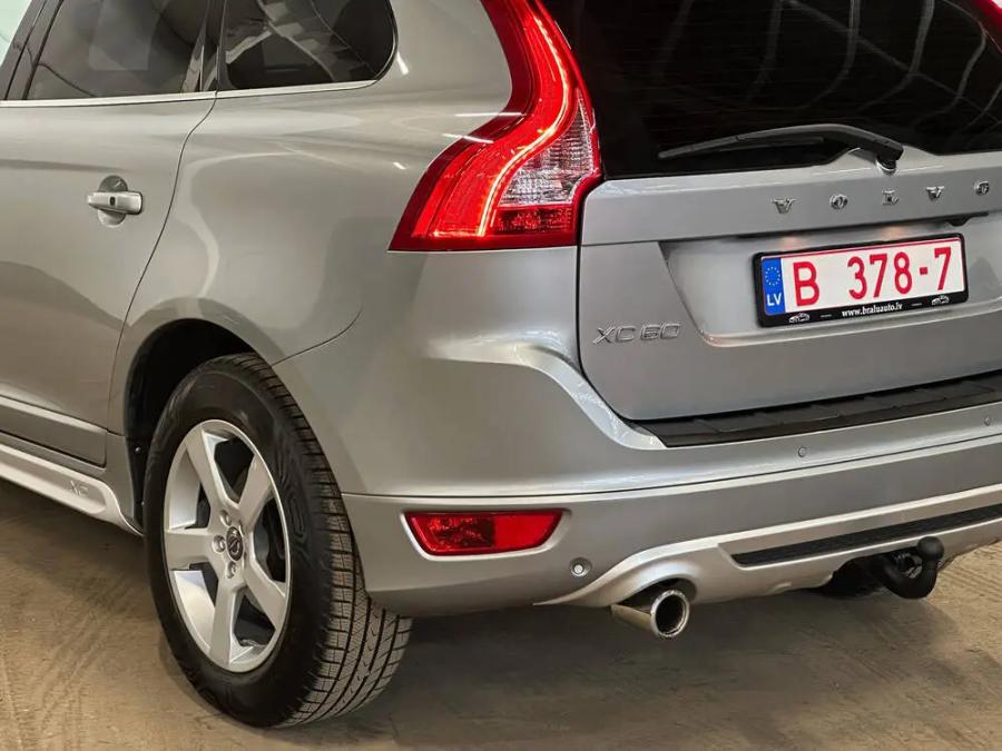 Pelēks Volvo XC60 2011 Jūrmala, ar dzinēja tilpumu 2.40 L un nobraukumu 322 tūkst. km par 10995 €, foto 14 vietnē AUTOMOTO.COM.LV
