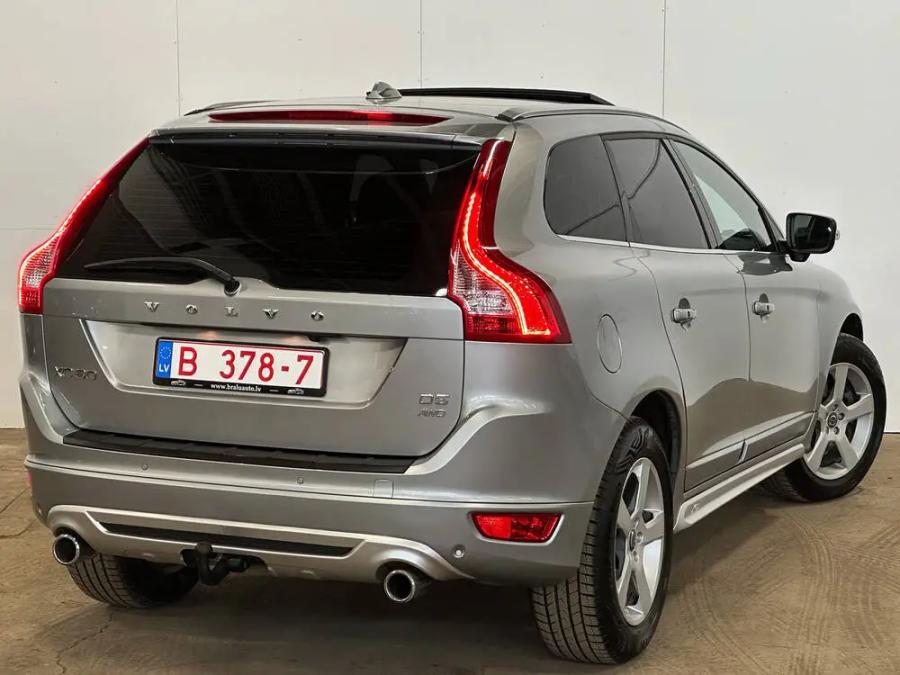 Pelēks Volvo XC60 2011 Jūrmala, ar dzinēja tilpumu 2.40 L un nobraukumu 322 tūkst. km par 10995 €, foto 15 vietnē AUTOMOTO.COM.LV