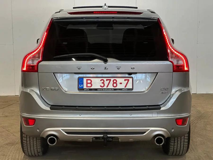 Pelēks Volvo XC60 2011 Jūrmala, ar dzinēja tilpumu 2.40 L un nobraukumu 322 tūkst. km par 10995 €, foto 18 vietnē AUTOMOTO.COM.LV