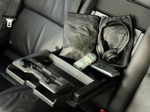 Pelēks Volvo XC60 2011 Jūrmala, ar dzinēja tilpumu 2.40 L un nobraukumu 322 tūkst. km par 10995 €, foto 34 vietnē AUTOMOTO.COM.LV