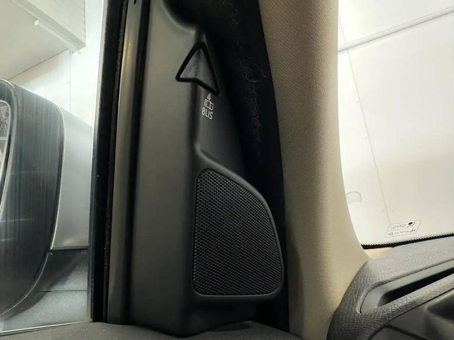 Pelēks Volvo XC60 2011 Jūrmala, ar dzinēja tilpumu 2.40 L un nobraukumu 322 tūkst. km par 10995 €, foto 47 vietnē AUTOMOTO.COM.LV