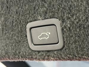 Pelēks Volvo XC60 2011 Jūrmala, ar dzinēja tilpumu 2.40 L un nobraukumu 322 tūkst. km par 10995 €, foto 51 vietnē AUTOMOTO.COM.LV