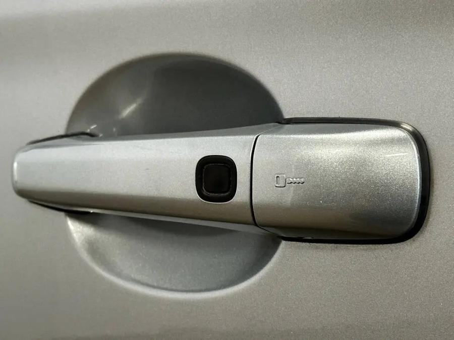 Pelēks Volvo XC60 2011 Jūrmala, ar dzinēja tilpumu 2.40 L un nobraukumu 322 tūkst. km par 10995 €, foto 53 vietnē AUTOMOTO.COM.LV