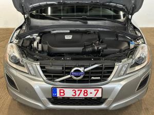 Pelēks Volvo XC60 2011 Jūrmala, ar dzinēja tilpumu 2.40 L un nobraukumu 322 tūkst. km par 10995 €, foto 56 vietnē AUTOMOTO.COM.LV