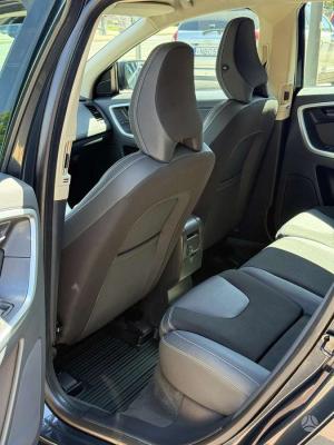 Grey Volvo XC60 2011 in Marijampole, with an engine capacity of 2.40 L and mileage of 220 thousand km for 9999 €, photo 16 on AUTOMOTO.COM.LV