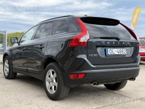 Grey Volvo XC60 2011 in Riga, with an engine capacity of 2.40 L and mileage of 255 thousand km for 10450 €, photo 19 on AUTOMOTO.COM.LV
