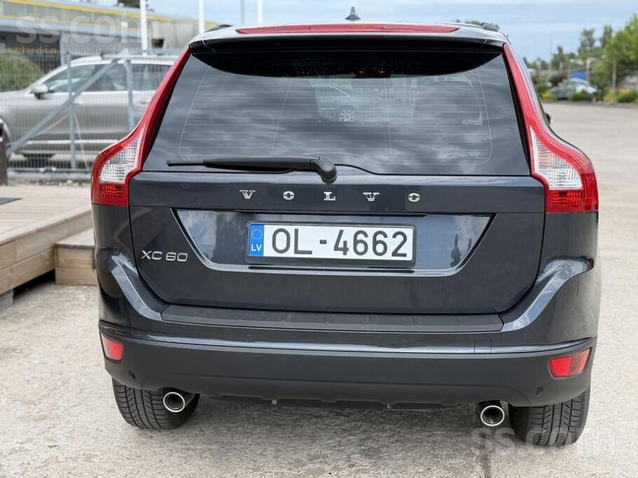 Grey Volvo XC60 2011 in Riga, with an engine capacity of 2.40 L and mileage of 255 thousand km for 10450 €, photo 20 on AUTOMOTO.COM.LV