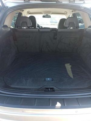 Grey Volvo XC60 2011 in Kaunas, with an engine capacity of 1.98 L and mileage of 280 thousand km for 7400 €, photo 10 on AUTOMOTO.COM.LV